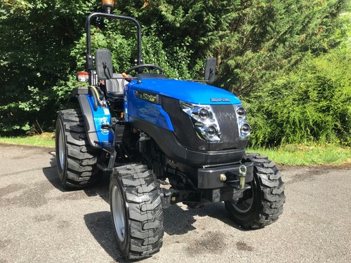 Solis 26 4WD tractor - Loaders, back actors, cabs & machinery at ...