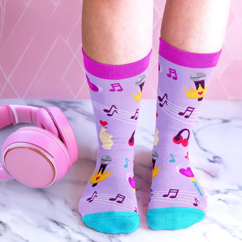 Kpop Merch - Unique Kpop Gifts for Teen, Girl and Women - Korean Socks ...