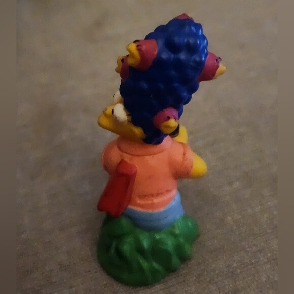 The Simpsons cake toppers Playmates Marge Bird Watching & Maggie on ...