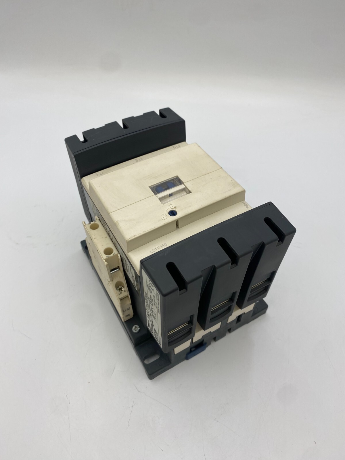Schneider Electric LC1D150 Contactor 600V 3P 3PH 120V-Coil Used 3-Pole ...