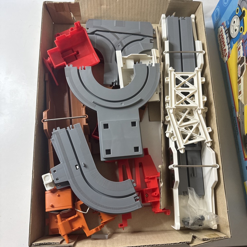 2001 Thomas Train Big Loader Motorized Construction Set in Box FOR ...