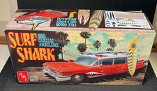 AMT Surf Shark 1959 Cadillac Ambulance 1/25 Scale Model Car Kit (1242 ...