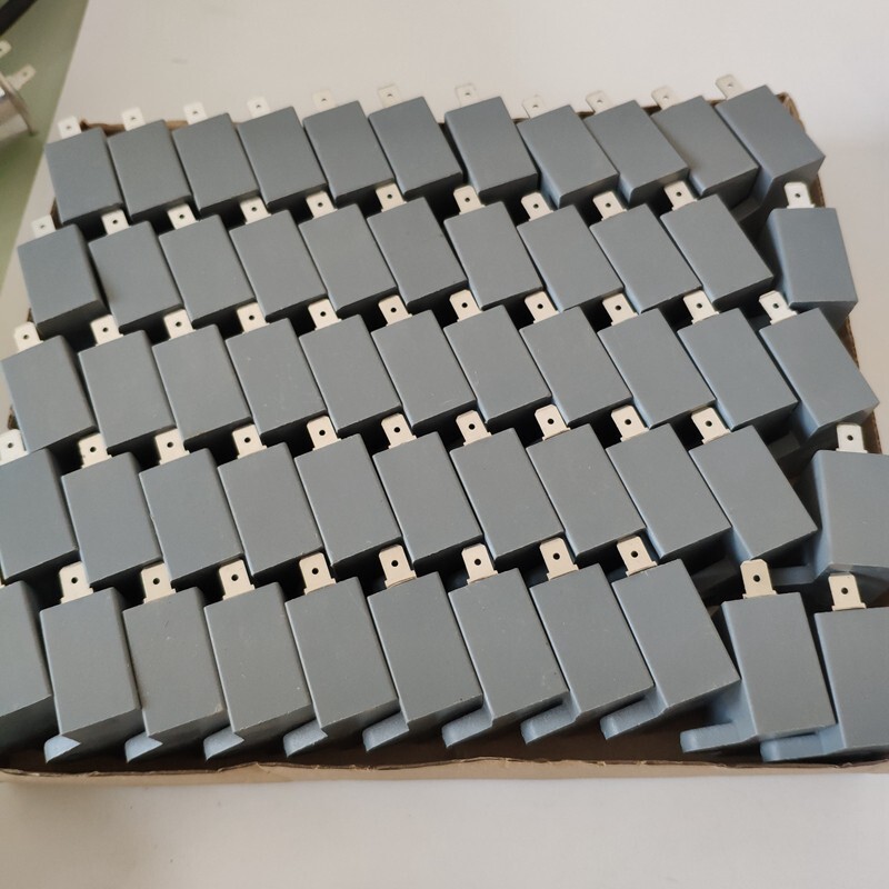 CBB61 8UF 250V 250VAC 8MFD Fan Motor Insert Capacitor 8 μF ± 5% 2 Pins ...