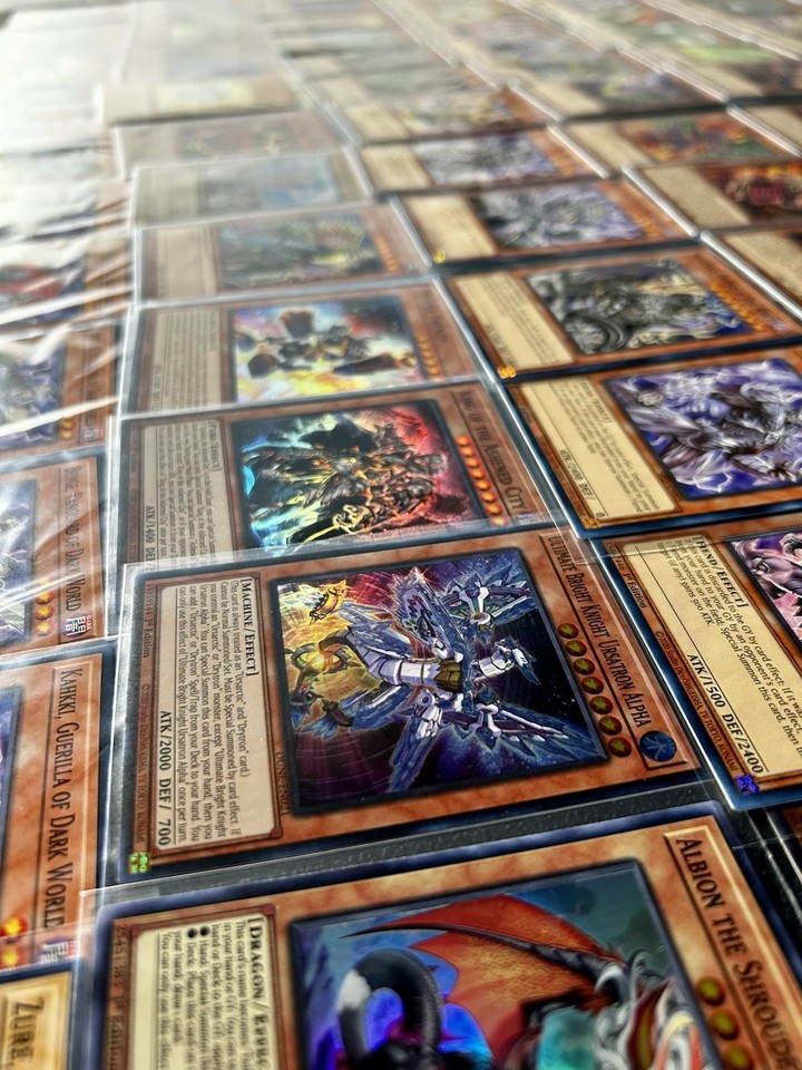 Yu-Gi-Oh! Trading Card Lot Of 91x - Some Vintage - Lots Of Foils - All ...