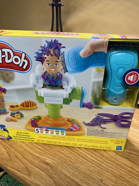 Play-Doh E2930 Buzz 'n Cut Fuzzy Pumper Barber Shop Toy With Electric ...