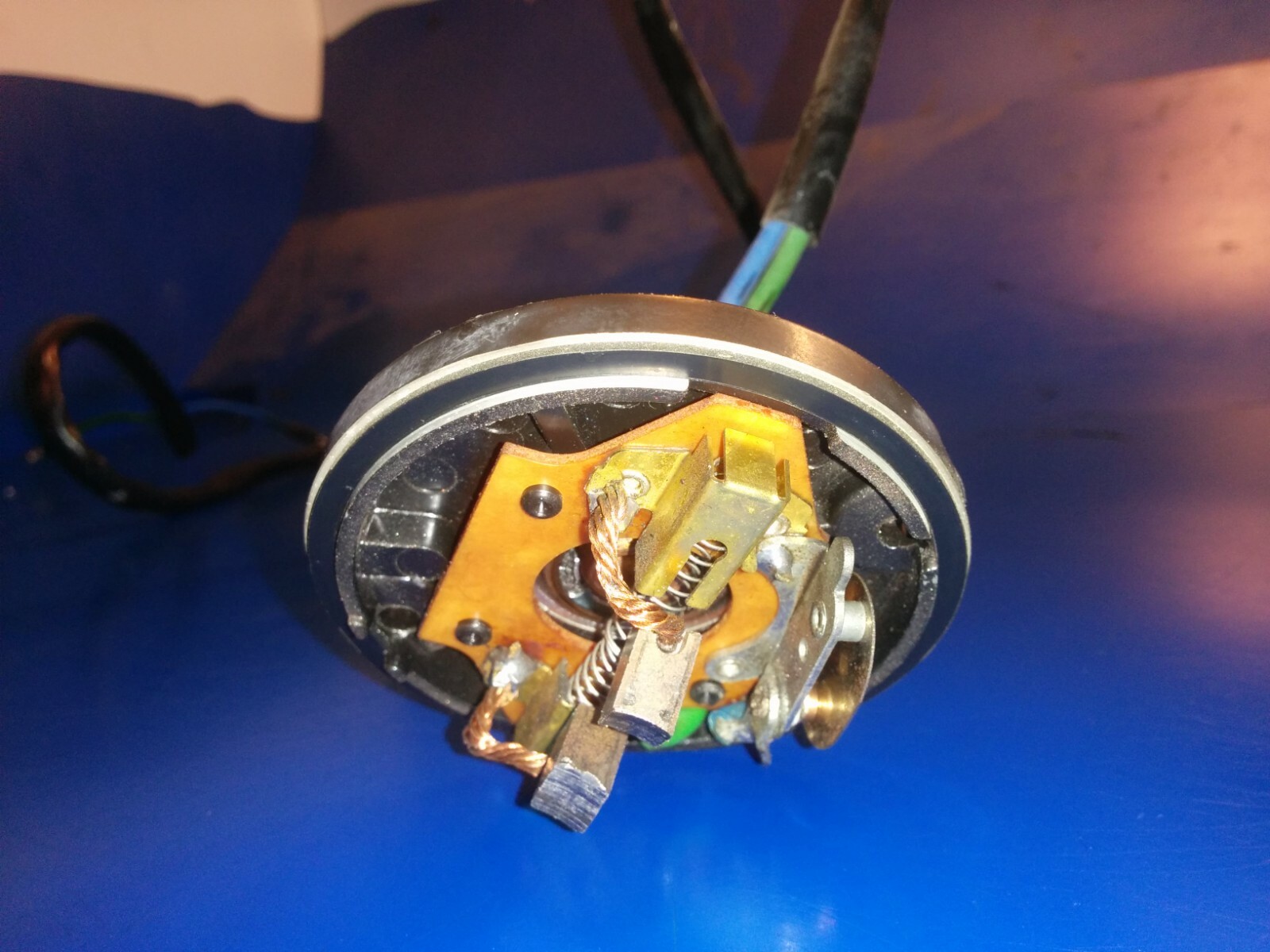 part of 893907A02 809885A 1 MOTOR for pump Chrysler mercury force 120hp ...