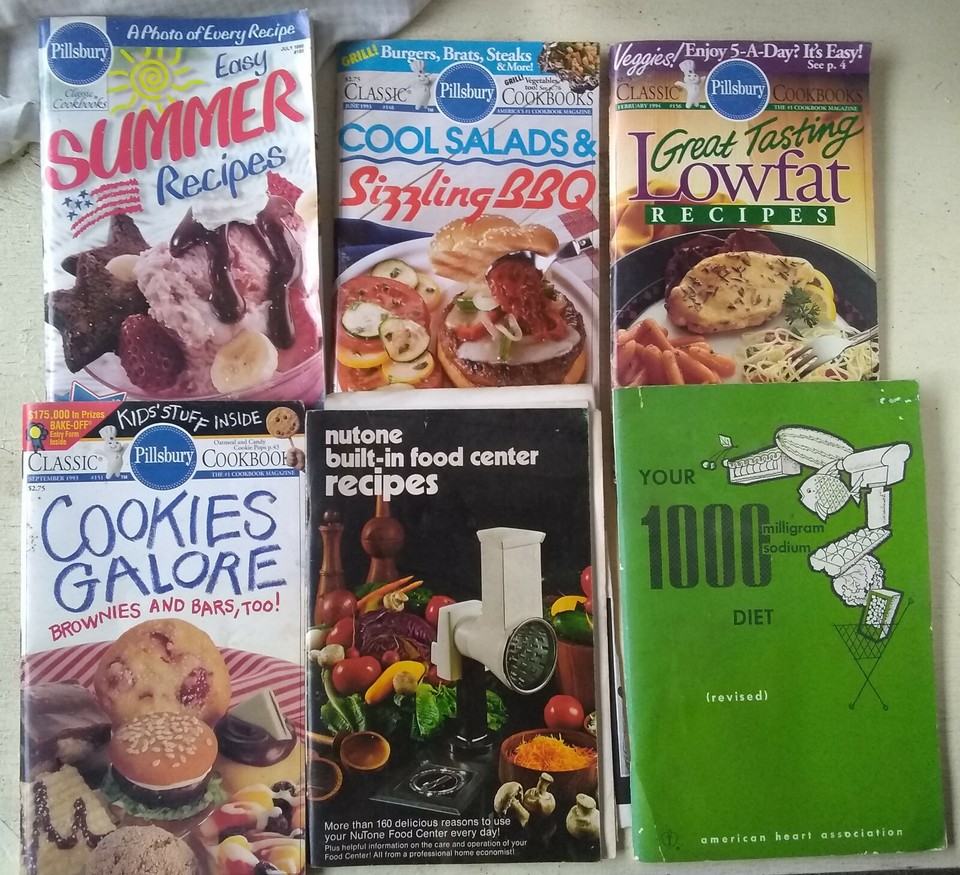 39 Cook Book + Booklet HUGE Lot * meals menus cookies desserts ...