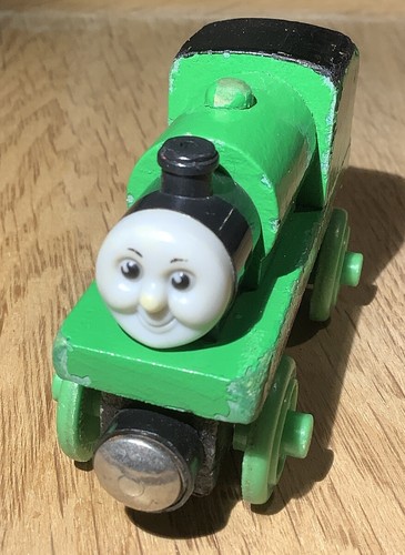 PERCY No 6 GREEN WOODEN MAGNETIC Engine Vintage Thomas The Tank Engine ...