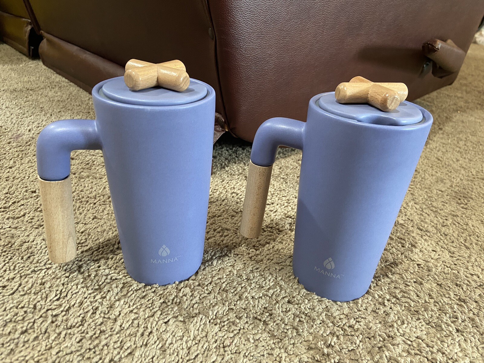 Manna Valve Travel Ceramic To Go Mug 14oz Lid Wood Top/Handle Purple ...