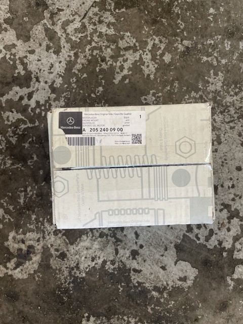 2015 MERCEDES C300 AWD 4matic Front Right Engine Motor Mount 2052400900 ...