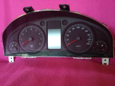 Holden Commodore VE Instrument Cluster | eBay Australia