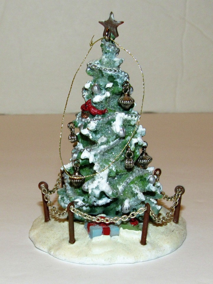 Hallmark Ornament 2007 Decorated Tree Winter Park in Box | eBay