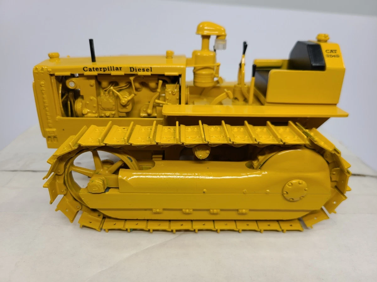 D4 Caterpillar Toys