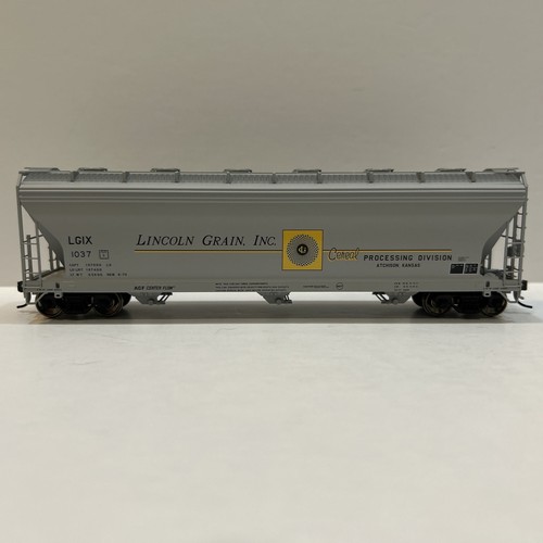 Atlas HO Lincoln Grain ACF 4650 Covered Hopper Lot Of 2 | eBay