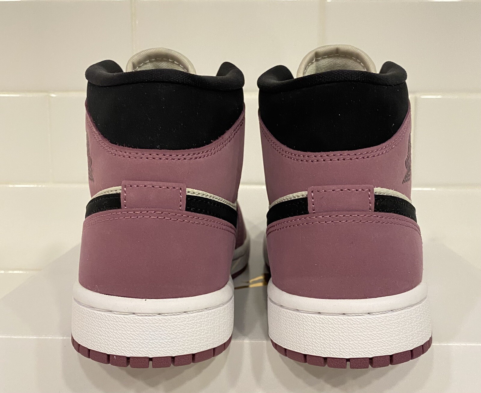 Nike Air Jordan 1 Mid SE Berry Pink Mulberry DC7267-500 Womens Size 6.5 ...