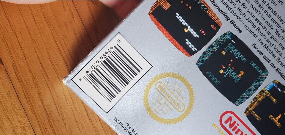 Metroid Nintendo NES Game Hang Tab Complete CIB Five 5 Screw Box Poster ...