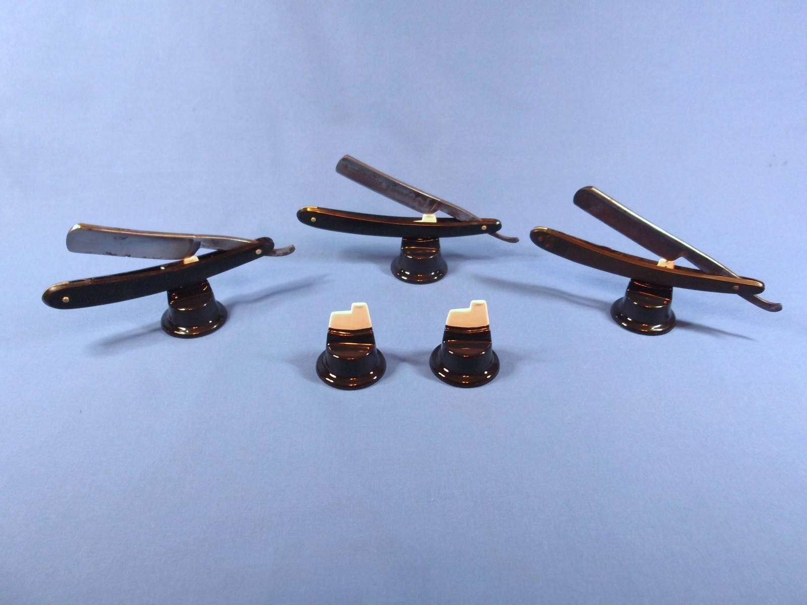 set of 5 Straight razor cut throat razor Display stands Black or white ...