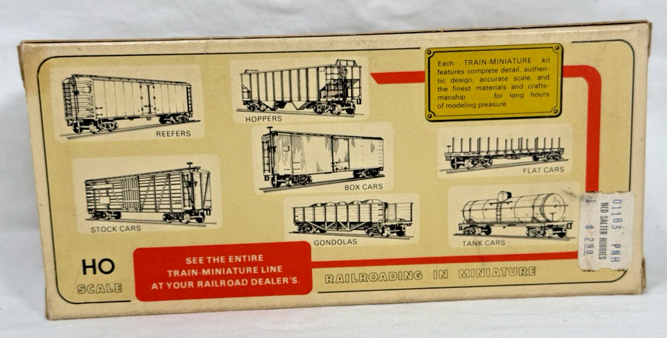 TRAIN-MINIATURE TM HO Scale M.R.S. RALSTON PURINA 40' Wood Reefer Car ...