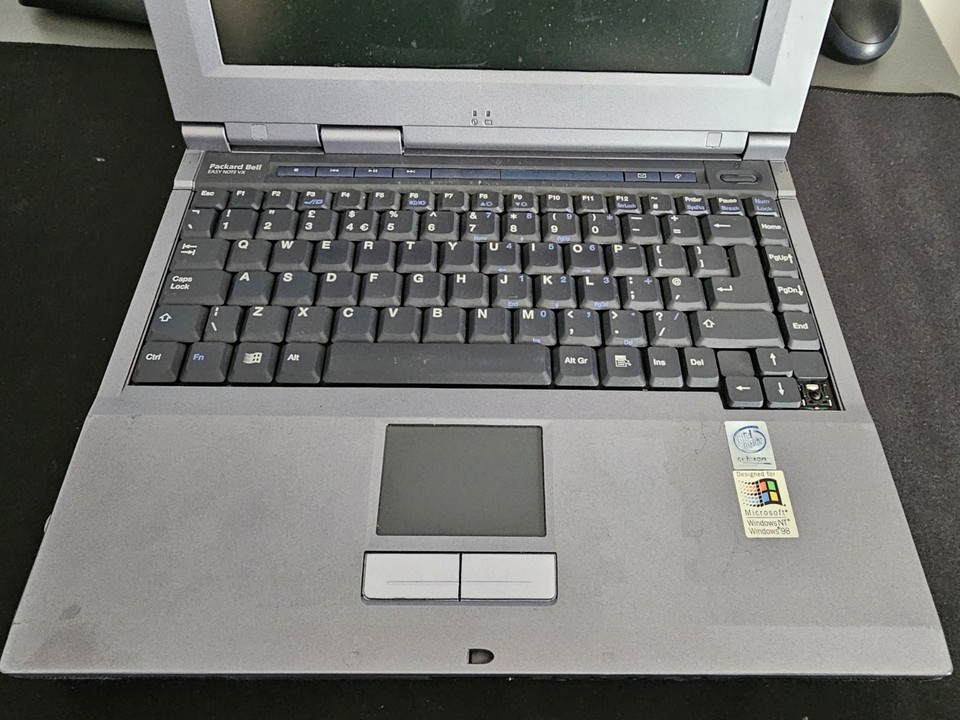 Vintage Packard Bell Easy Note VX Laptop, Intel Celeron, 32MB RAM ...
