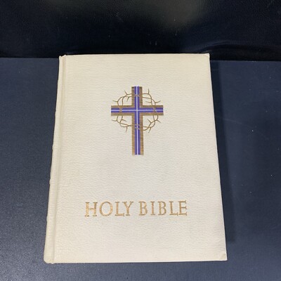 Holy Bible Deluxe Edition 1960 King James Version Gilded Edges Large ...