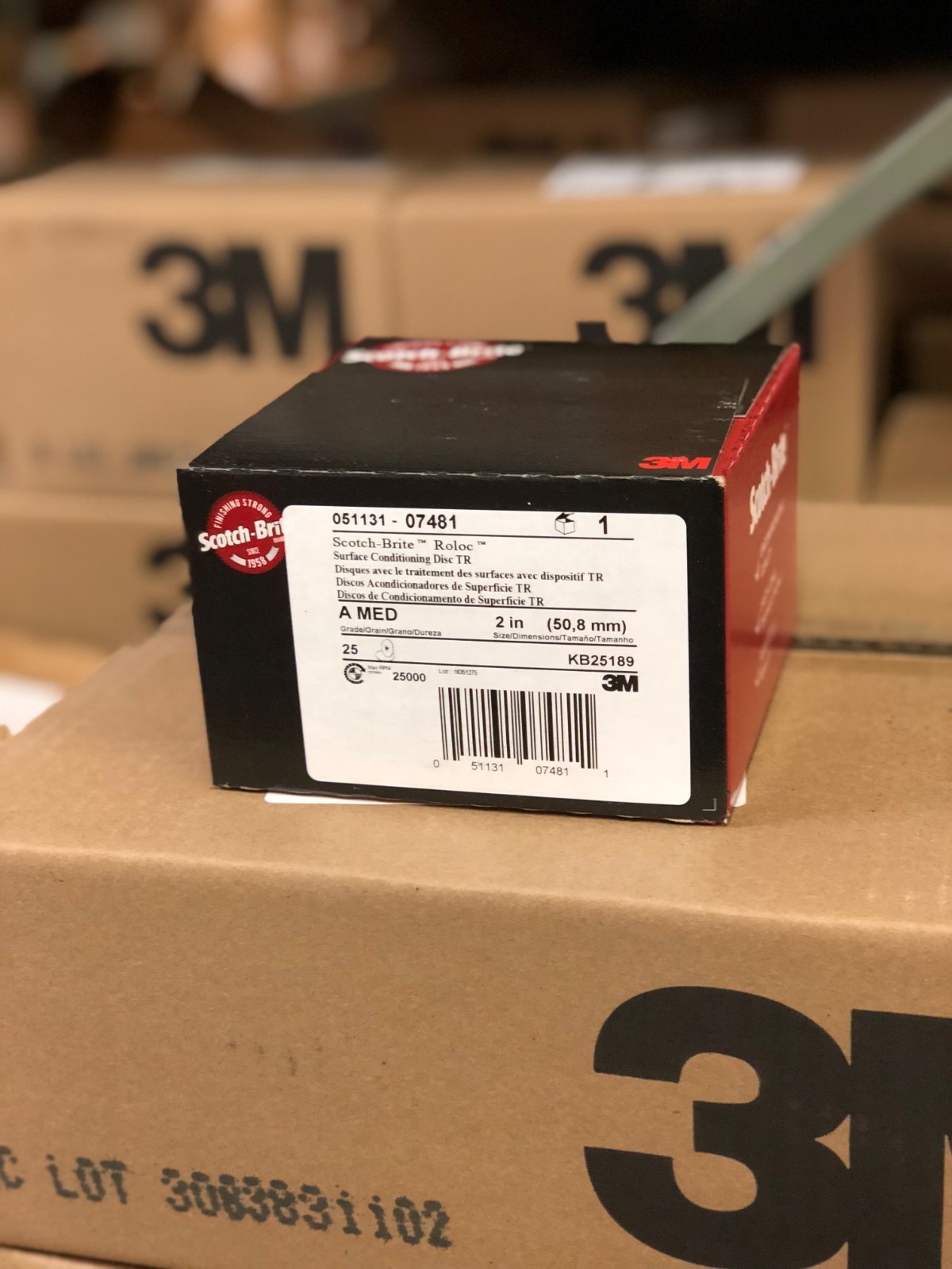 Scotch-Brite Roloc Surface Cond. Disc, 2", 07481 MED ---- GENUINE NEW ...