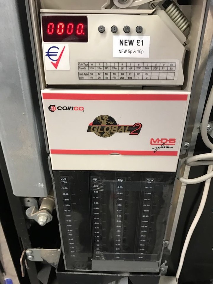 Combination Snack & Drinks Vending Machine Coin & Card Contactless ...