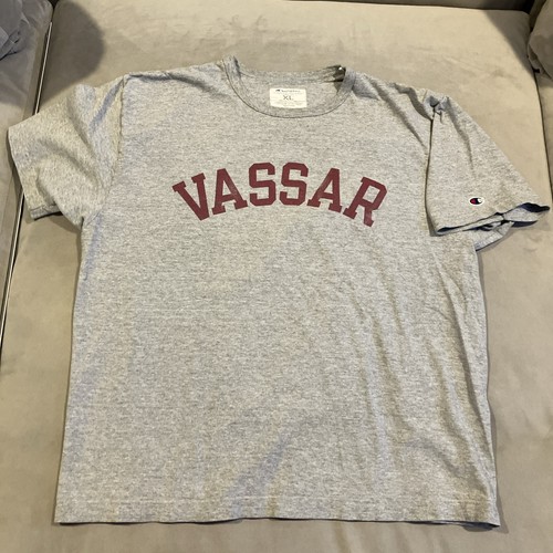 AWESOME - Vintage - Champion - VASSAR College - Gray T Shirt - Men's ...