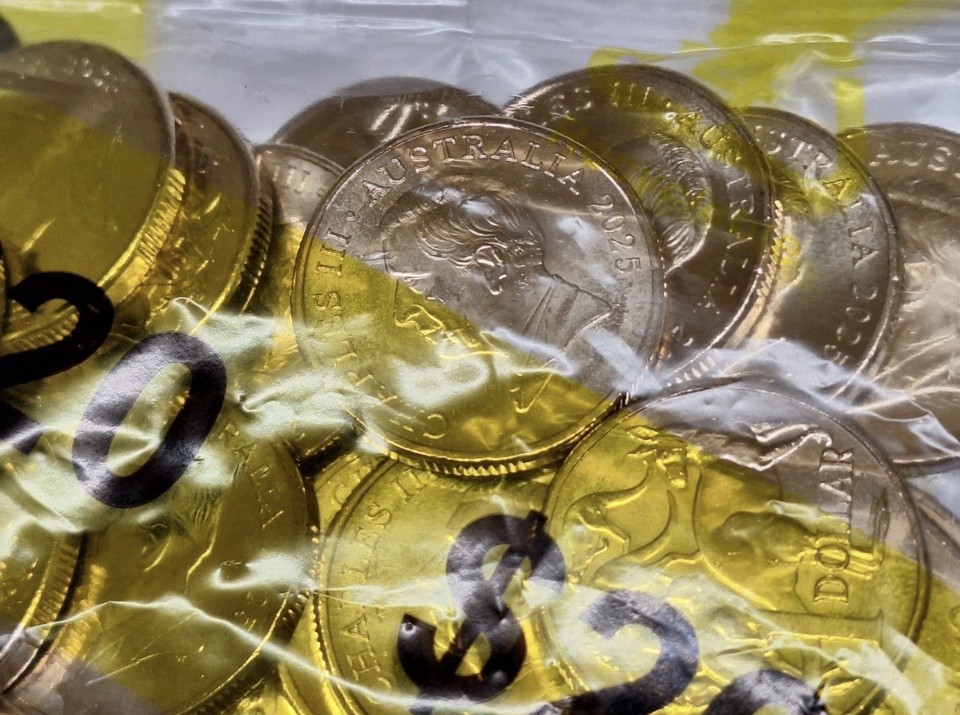 2025 $1 King Charles III Effigy Uncirculated Coin - Bag Of 20 Coins 🔥 ...