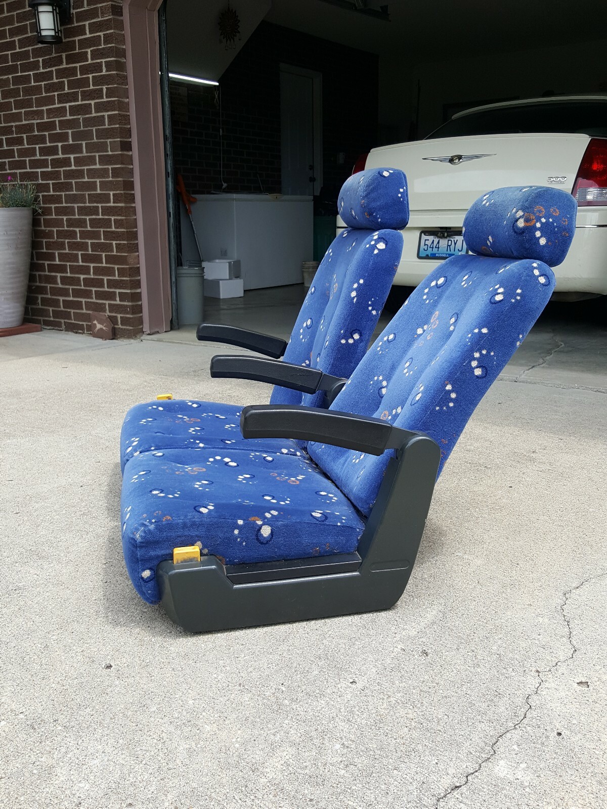 Prevost Bus Coach Seats. Reclining Pair w/headrest/armrest | eBay