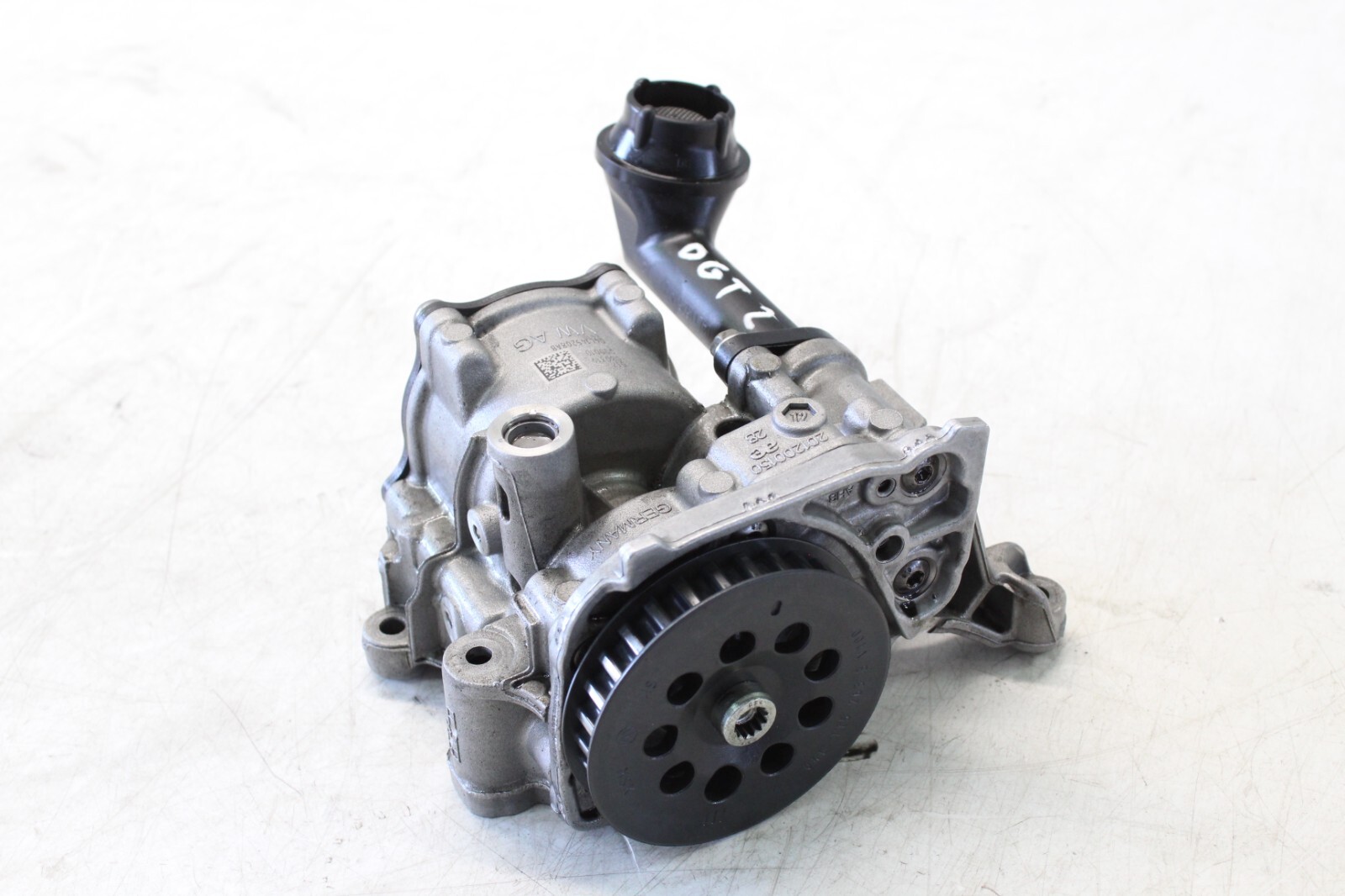 ÖLPUMPE Original AUDI Q2 A3 8V VW Golf 7 VIII 1,6 TDI DGT DGTE ...