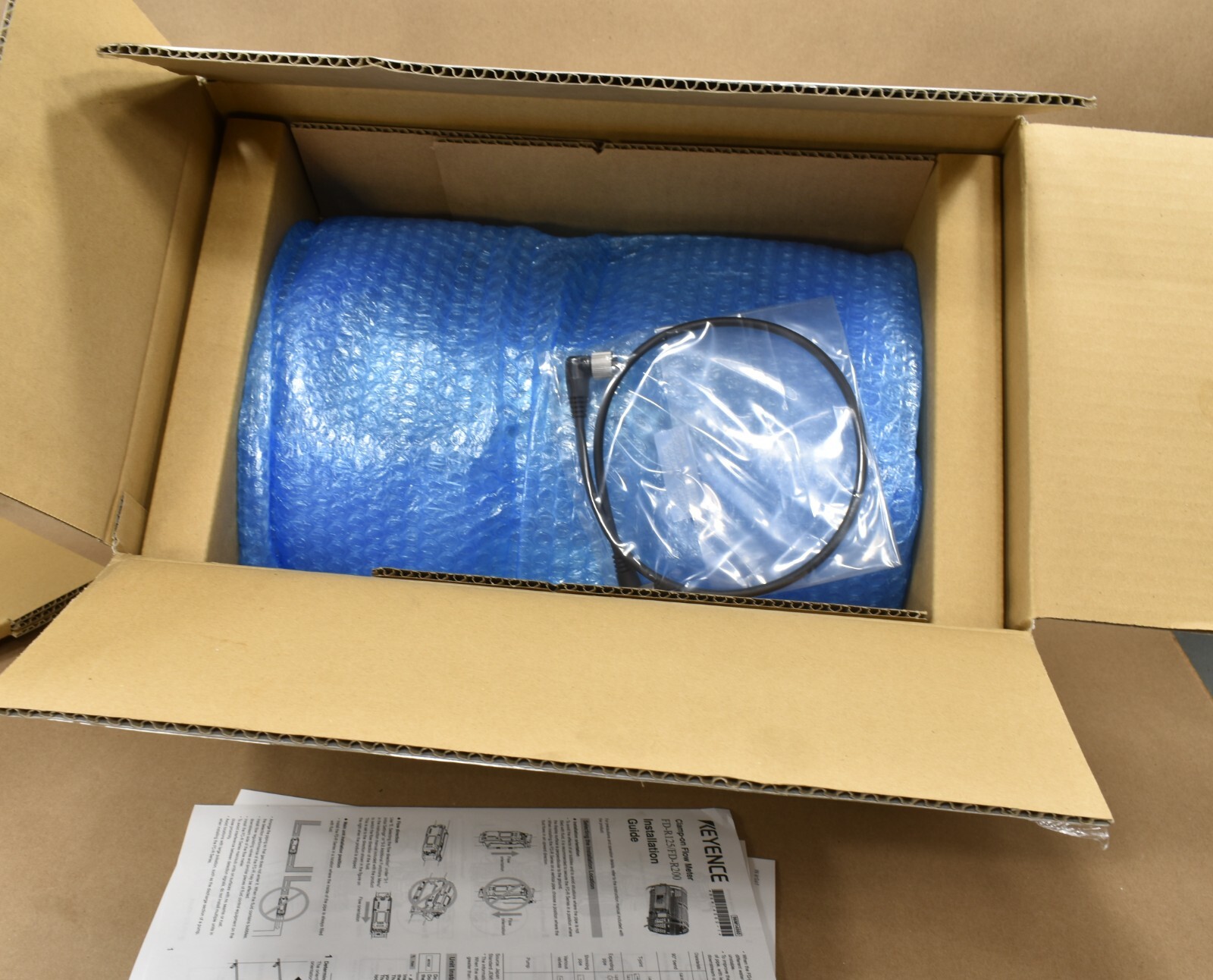 Keyence FD-R200 Clamp On Flow Meter for sale online | eBay