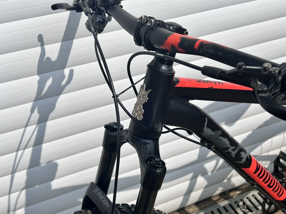Voodoo Mambo Mountain Bike 27.5 Small 18” Frame Black Red Rockshox ...