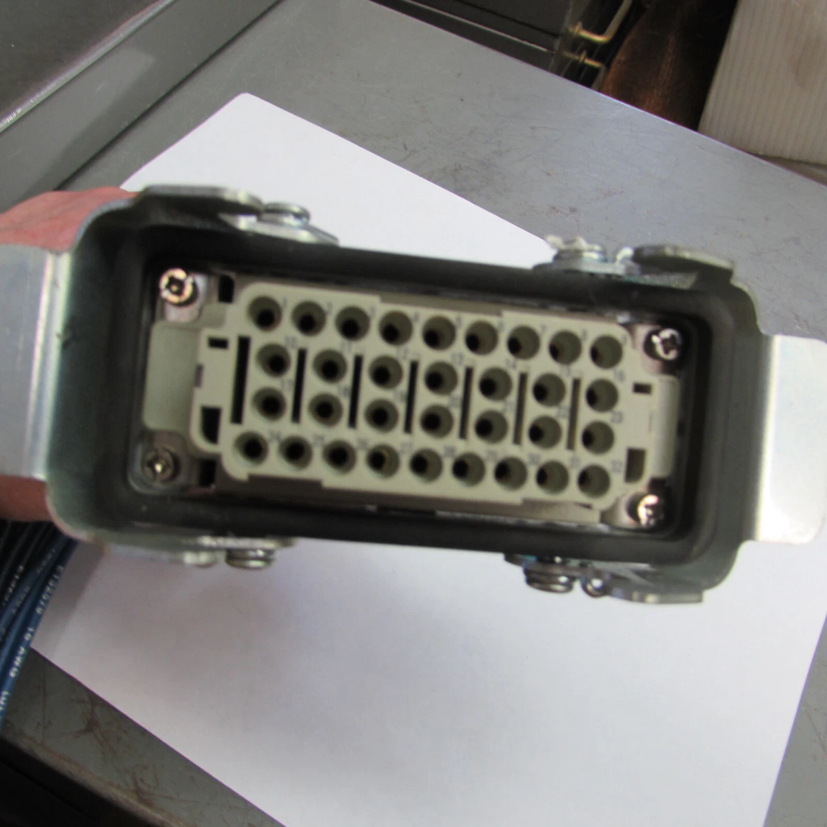 Harting :: Industrial Connectors Han Heavy Duty Electrical, 50% OFF