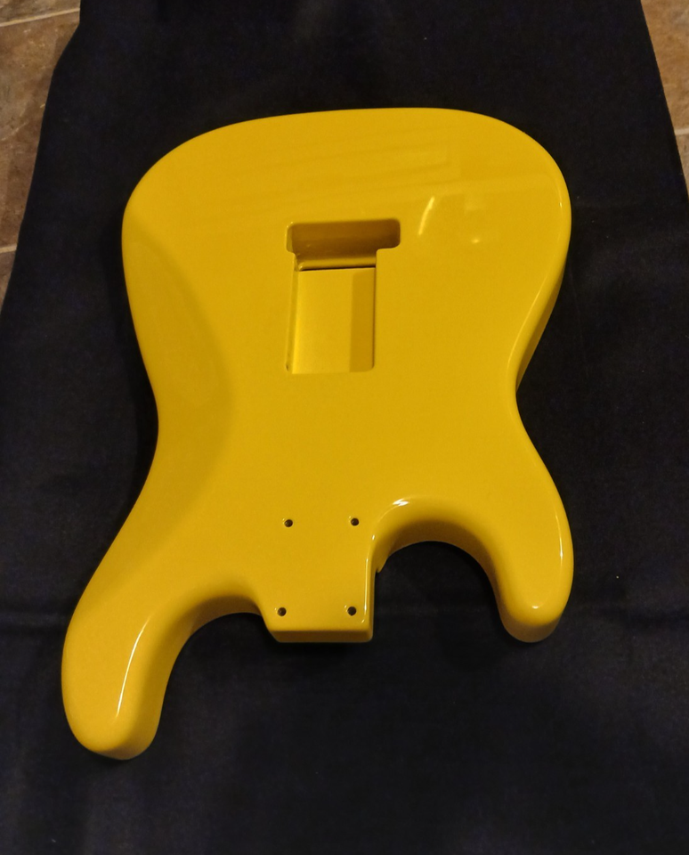 Warmoth Stratocaster Graffiti Yellow Strat Chambered Mahogany Strat ...