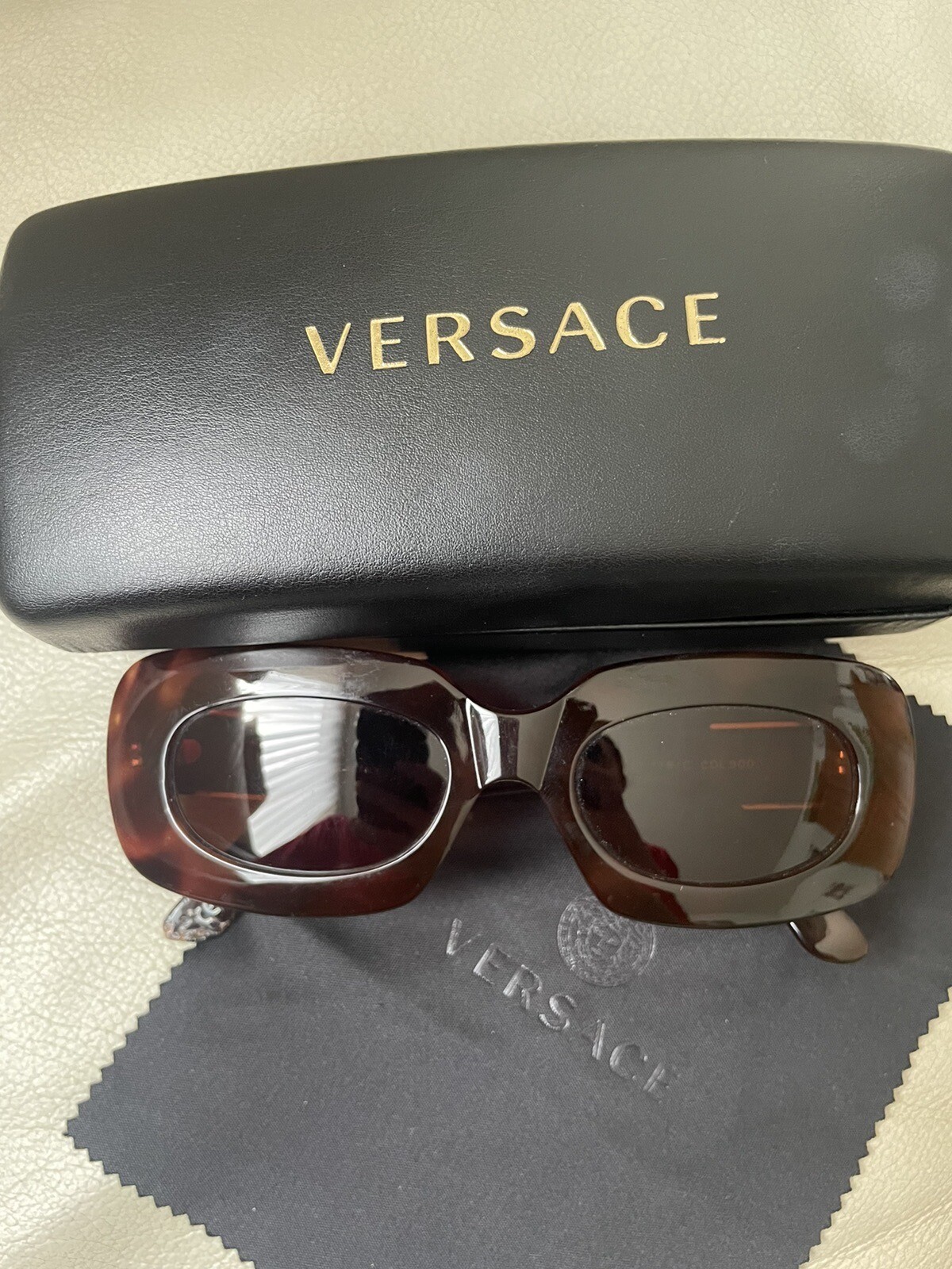 Gianni Versace Tribute 1990s Sunglasses . Rare Find - Gem