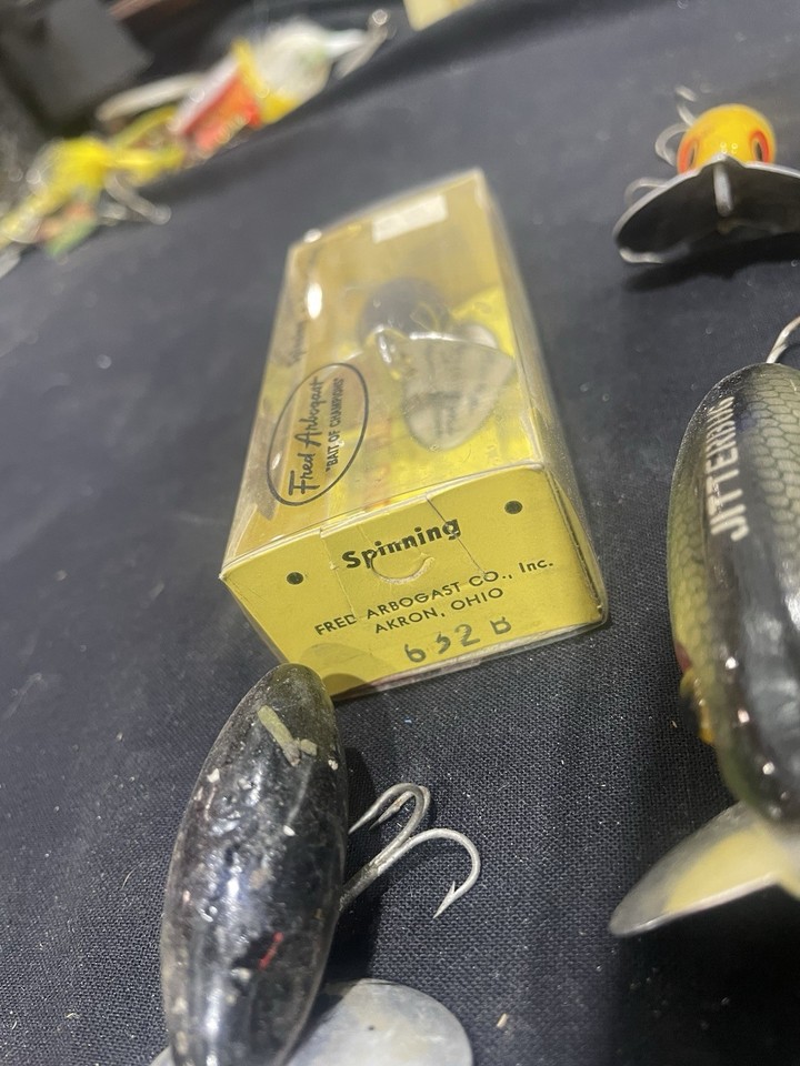 FISHING LURES FRED ARBOGAST LOT OF 16 ASSORTED JITTERBUG VINTAGE 1 NEW ...