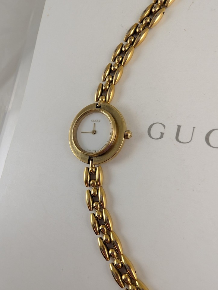 WOMENS GUCCI GOLD 1100L RICE LINK BEZEL WATCH | eBay