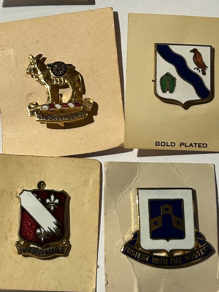 Lot of 17 U.S. Army DUI Pins – Meyer & Gold Plated Insignia, Engineers ...