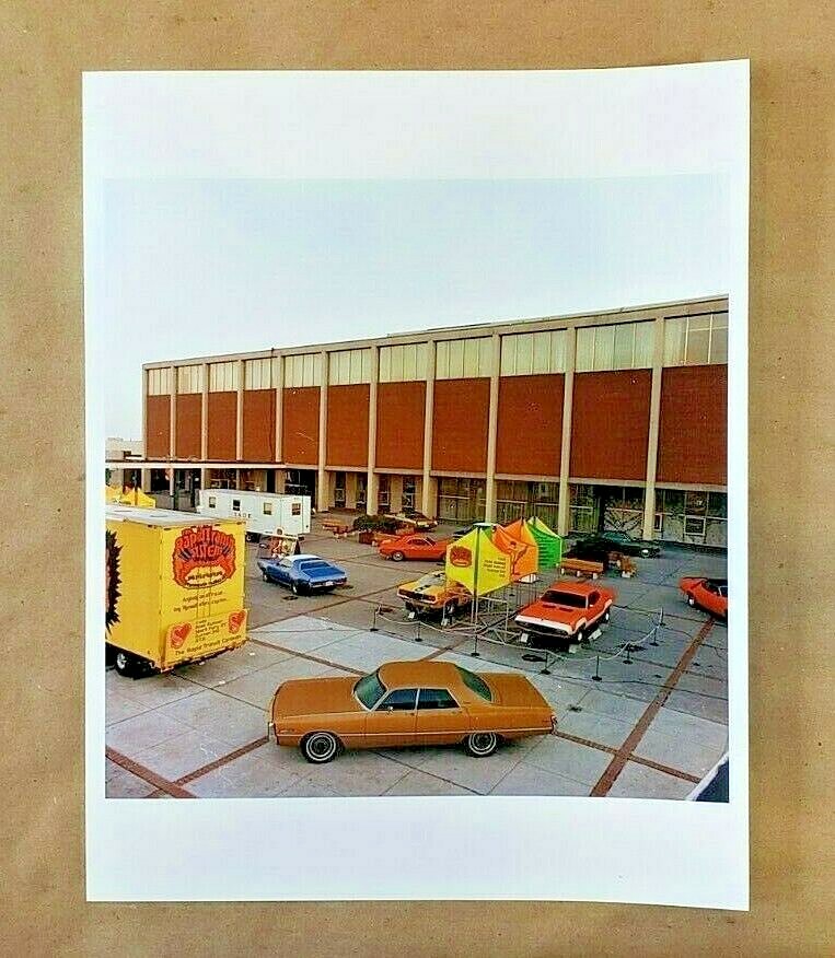 1971 Plymouth Rapid Transit System Road Runner Dealership Photo Mopar ...