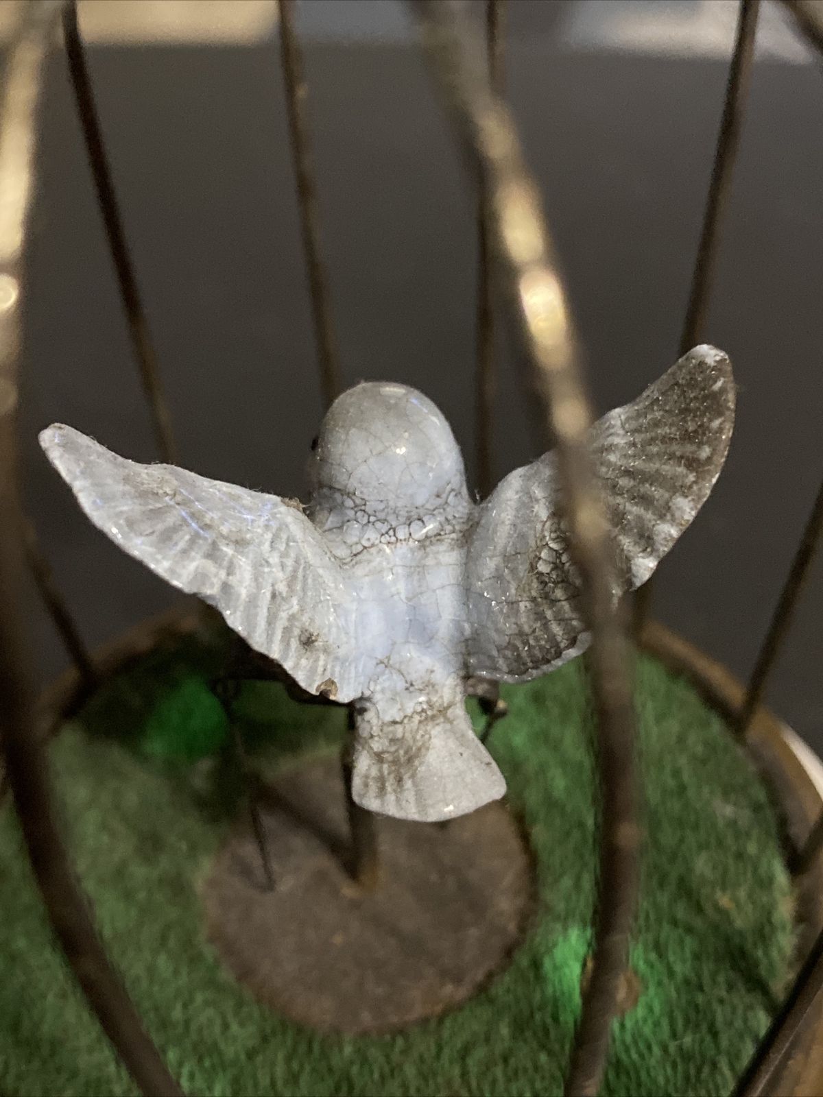 CUTE Vintage TOYO Bird in Birdcage Music Box Porcelain Ceramic Metal ...