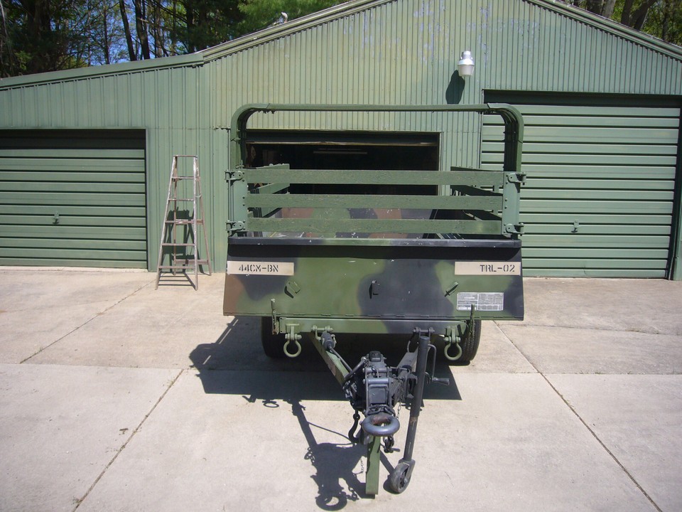 M101A2 3/4 TON MILITARY TRAILER. SURGE BRAKES. BOWS AND TARP INCLUDED ...