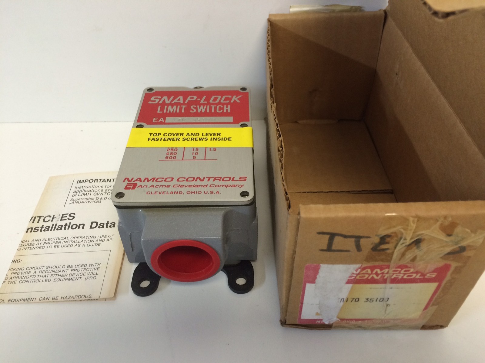 NEW OLD STOCK! ACME NAMCO CONTROLS SNAP-LOCK LIMIT SWITCH EA-170-35100 ...