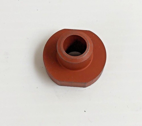 M149638 John Deere OEM Fuel Line Bushing / Grommet | eBay