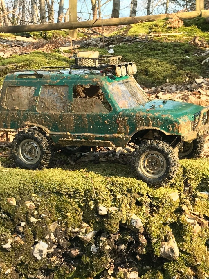 LAND ROVER DISCOVERY 1:10 Kamtec Crawler body ABS Decals Included | eBay