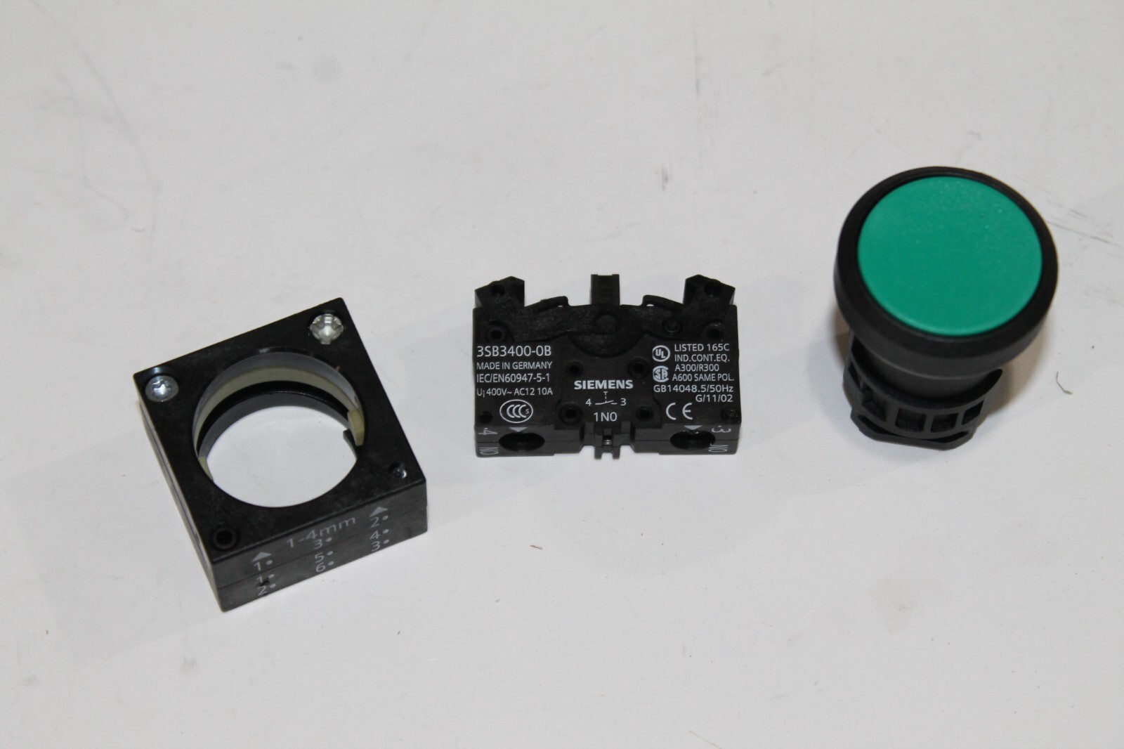 Siemens 3sb3 202-0aa41 Green Round Flat Push Button for sale online | eBay