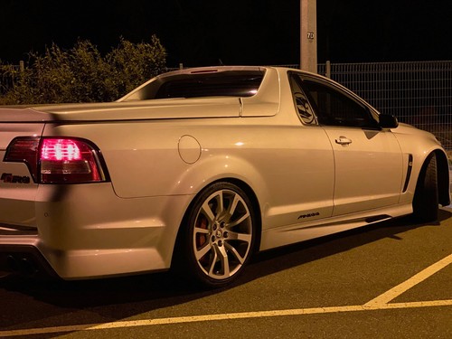 VF VE Commodore Ute (Vinyl Stickers) Racing Lion Qtr window decals ...