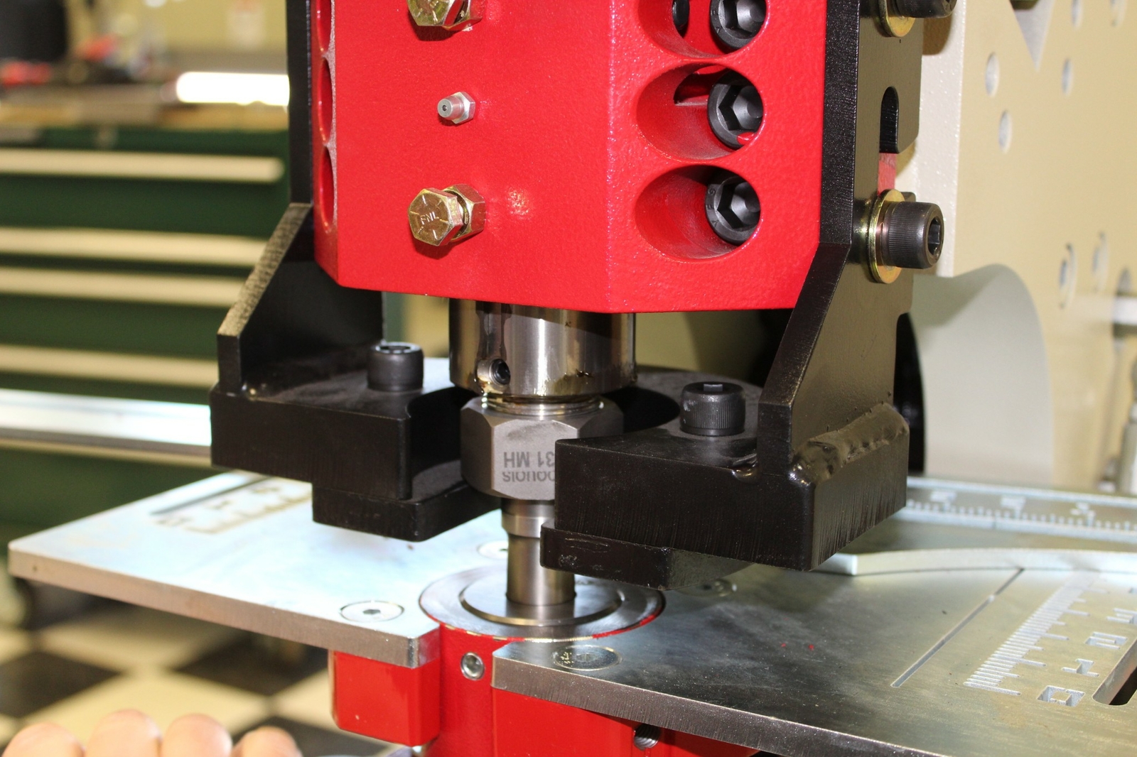 New Iroquois Hydraulic Ironworker 75 Ton | Grelly USA