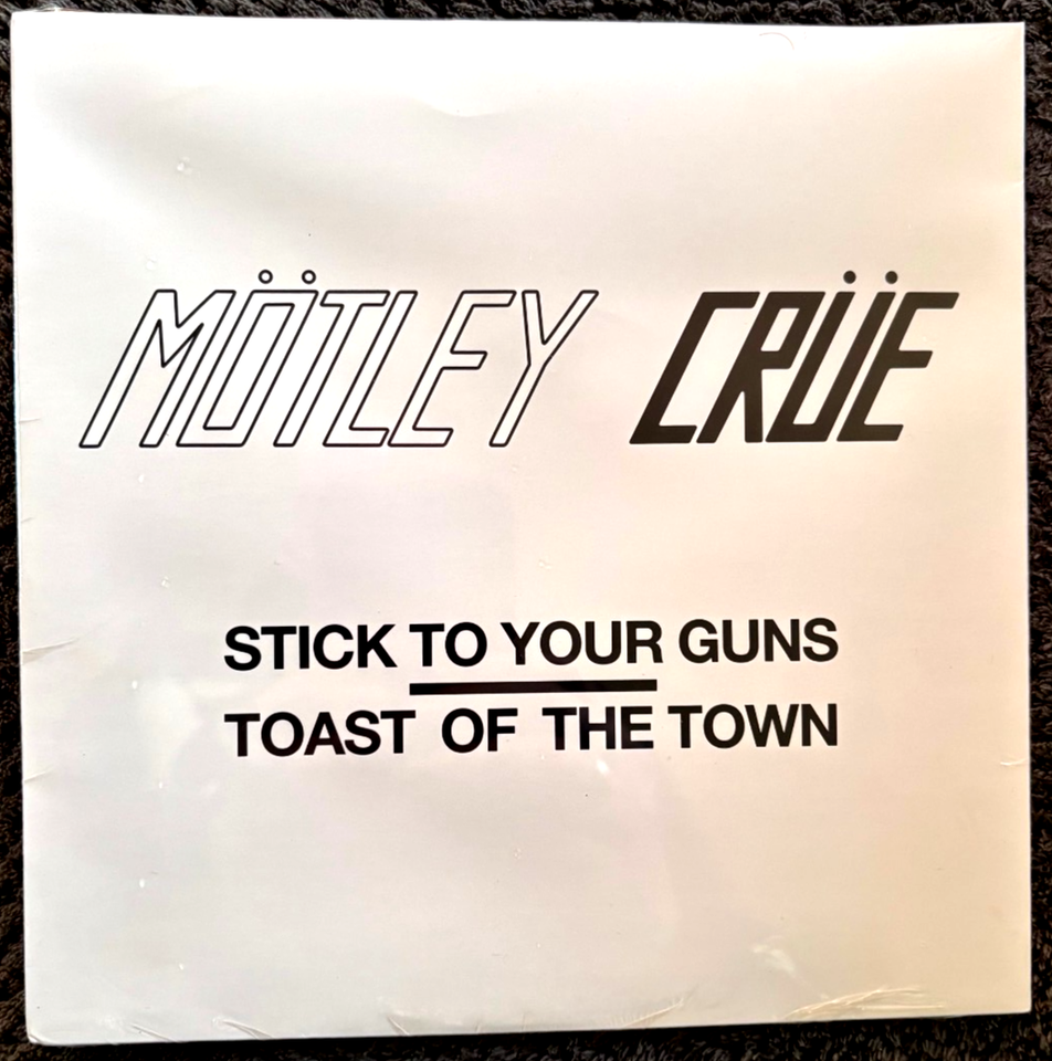Motley Crue Rare Limited Edition To Fast For Love w/ 7" 45 Single ...