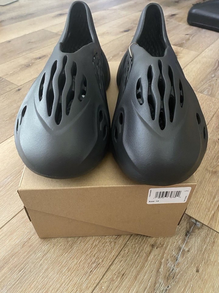 Adidas Yeezy Foam Runner Onyx HP8739 | eBay