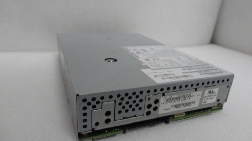 IBM Ultrium4 LTO4 SAS V2 HH TS2900 3572-S4H ULT3580-HH4 46X8310 46X4151 ...